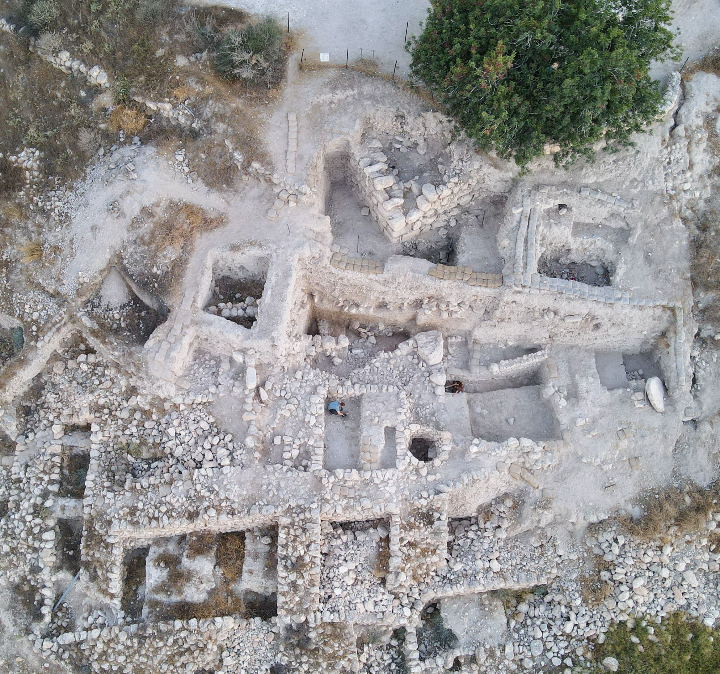 After 9 Years of Excavations in Area E3 – The Lautenschläger Azekah ...